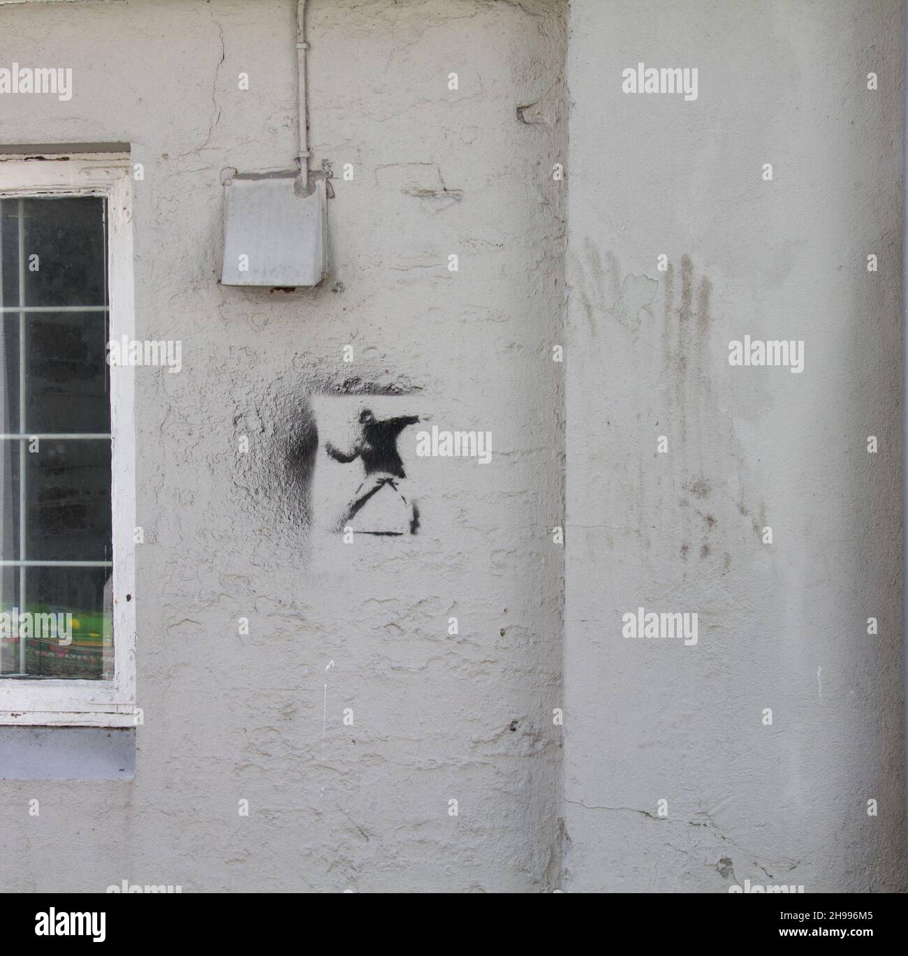 Banksy mural copy hi-res stock photography and images - Alamy