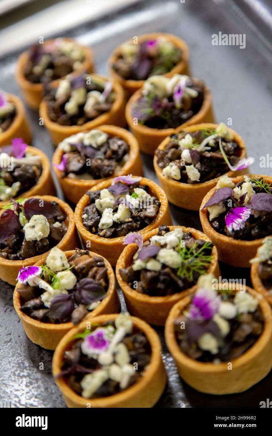 Buffett food plate hi-res stock photography and images - Alamy