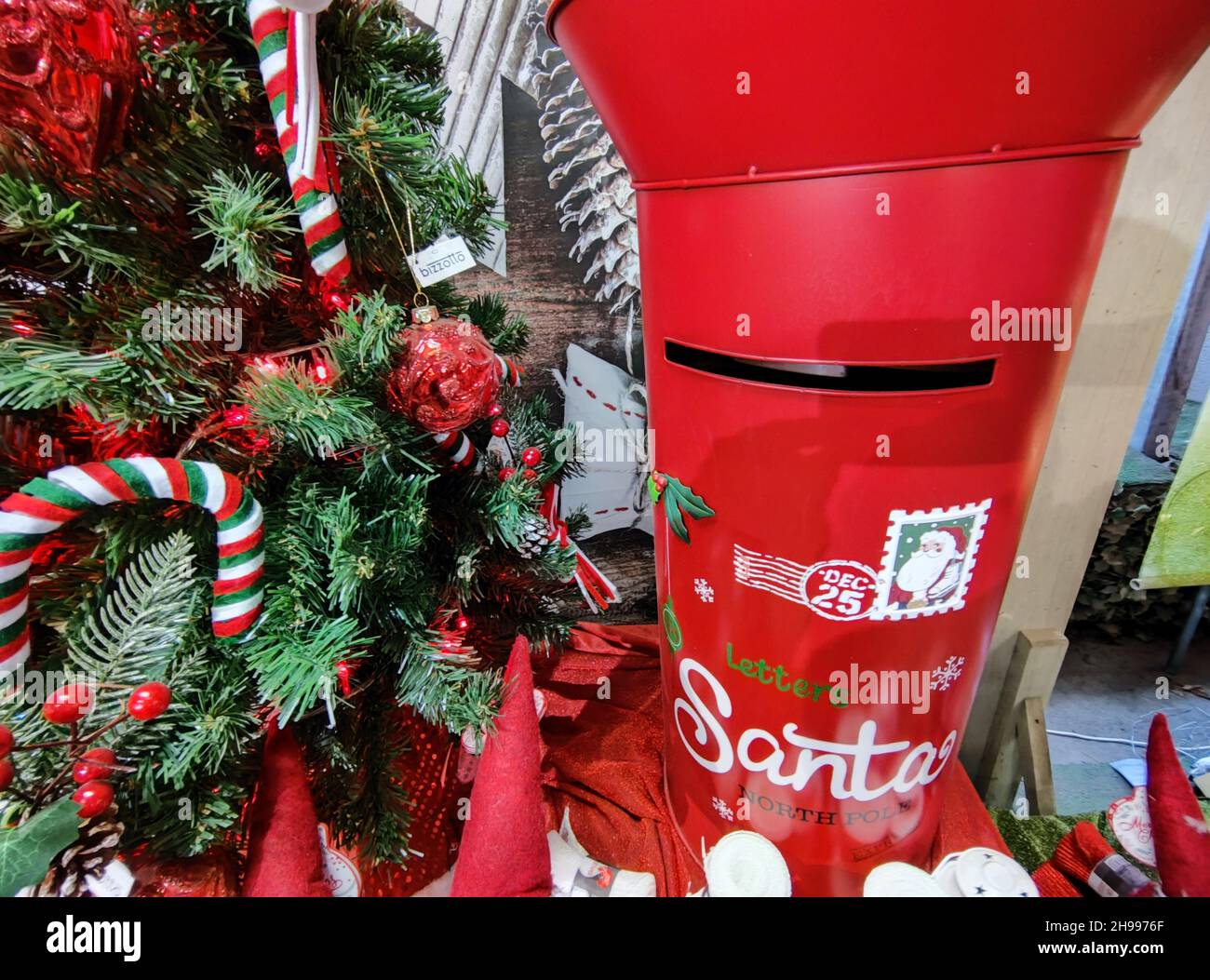 Santa Claus christmas mail post box detail Stock Photo - Alamy