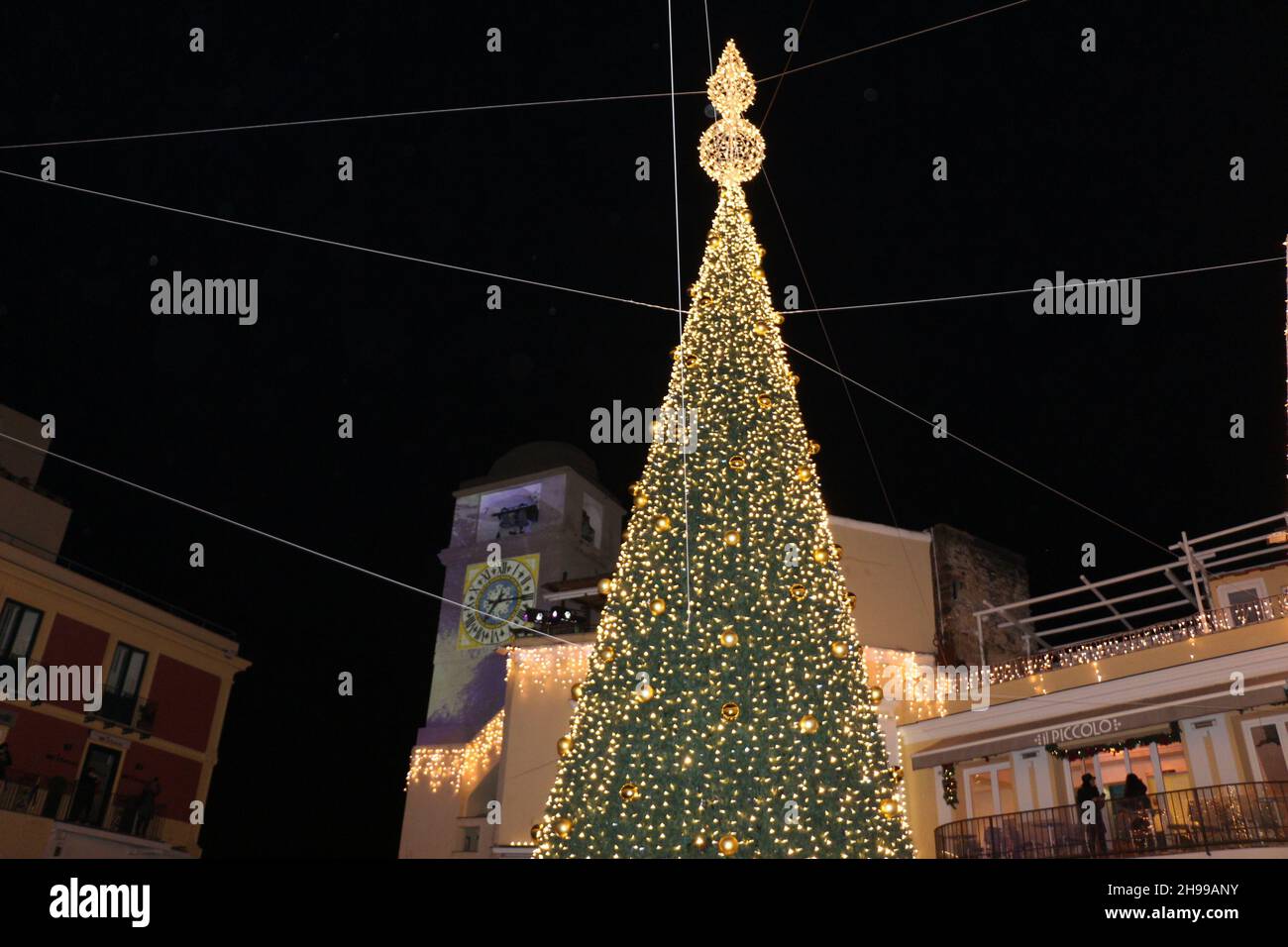 Trees and Christmas decorations in island Capri, Italy Stock Photo - Alamy