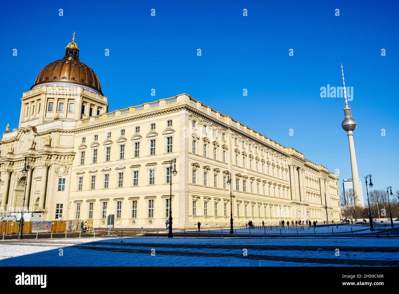 Reconstruction of the berlin castle hi-res stock photography and images ...