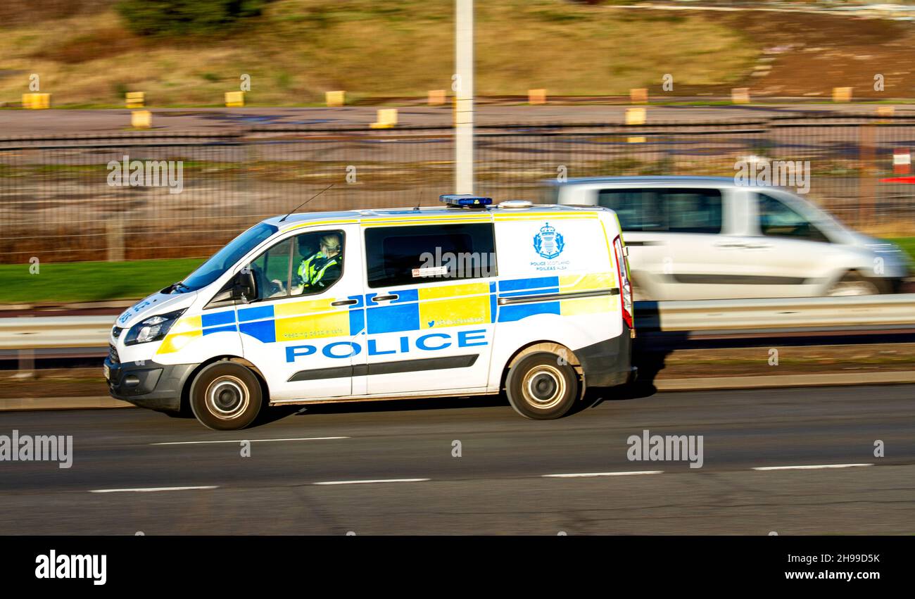 Police 999 call hi-res stock photography and images - Alamy