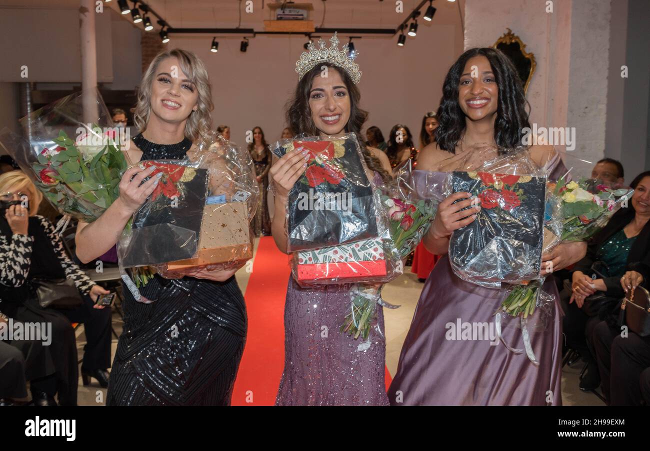 Miss universe models france 2022 hi-res stock photography and images ...