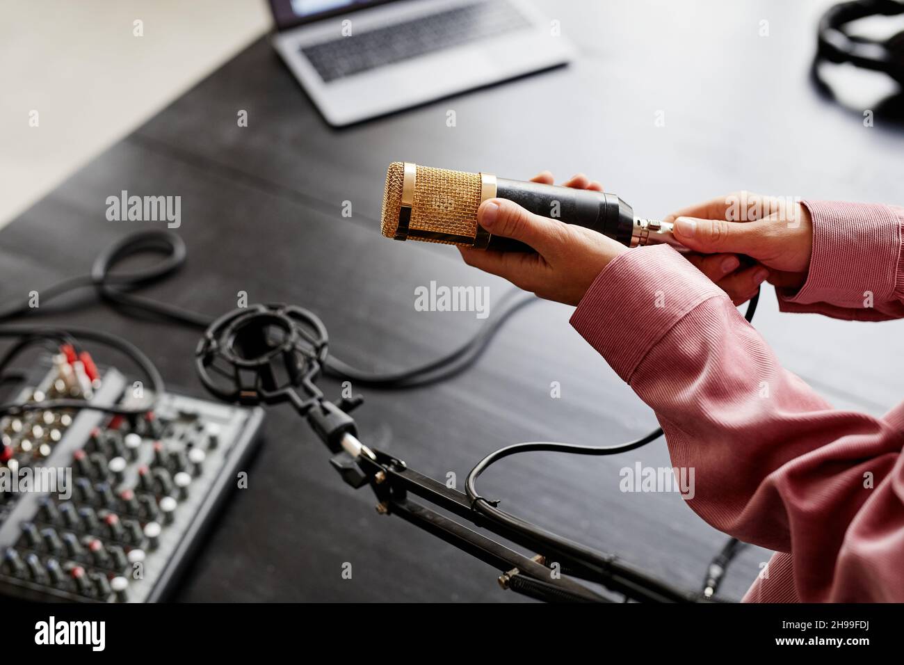 Hand holding radio microphone computer hi-res stock photography and ...