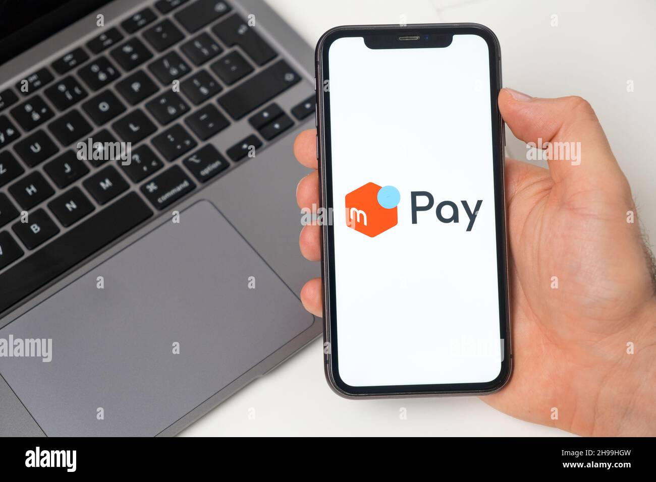 Mercari logo hi-res stock photography and images - Alamy