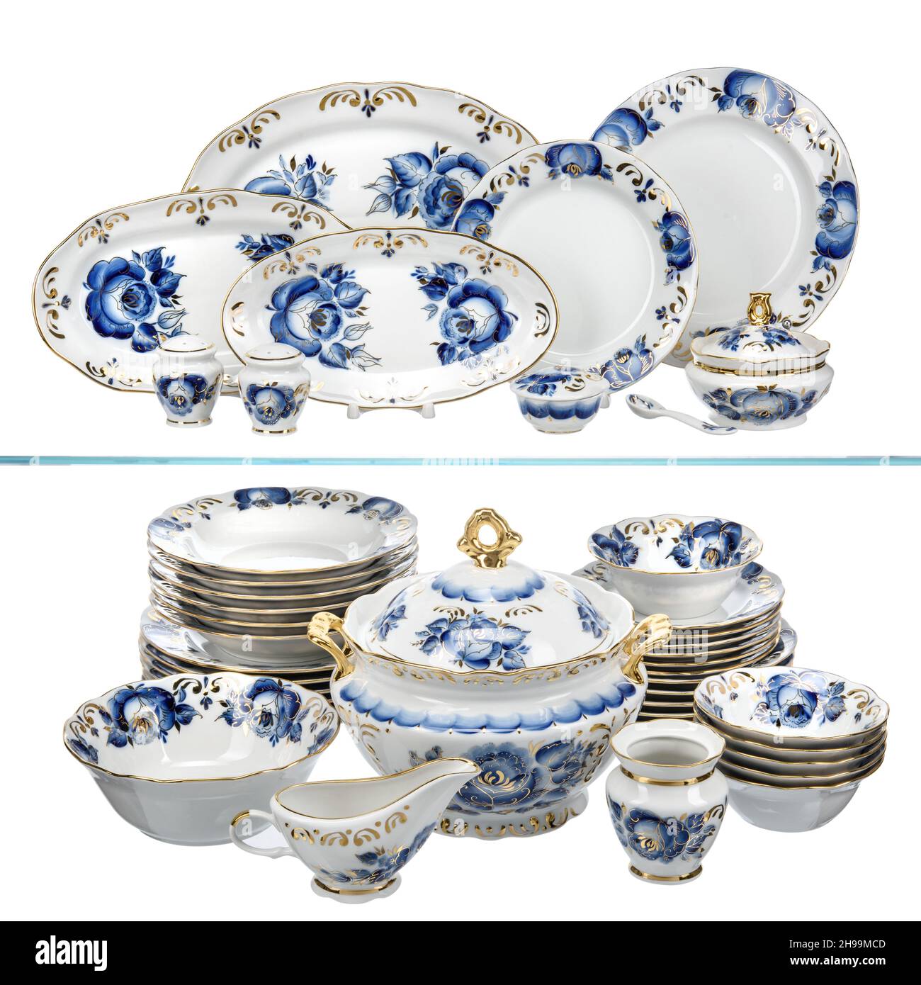 Classic Vintage ceramic porcelain large set of crockery dishes of ...