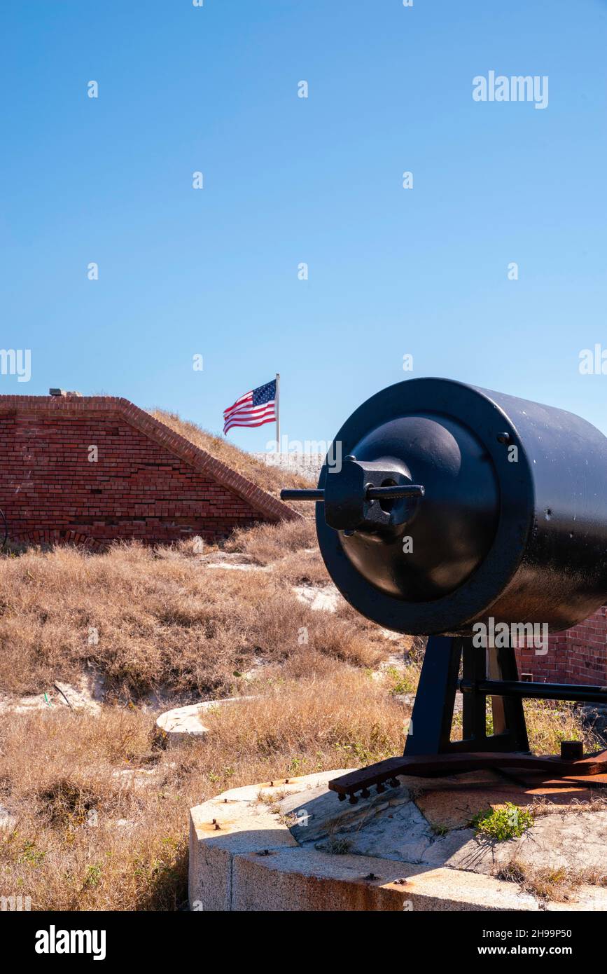 American flag and cannon on the parapet. Dry Tortugas National Park ...