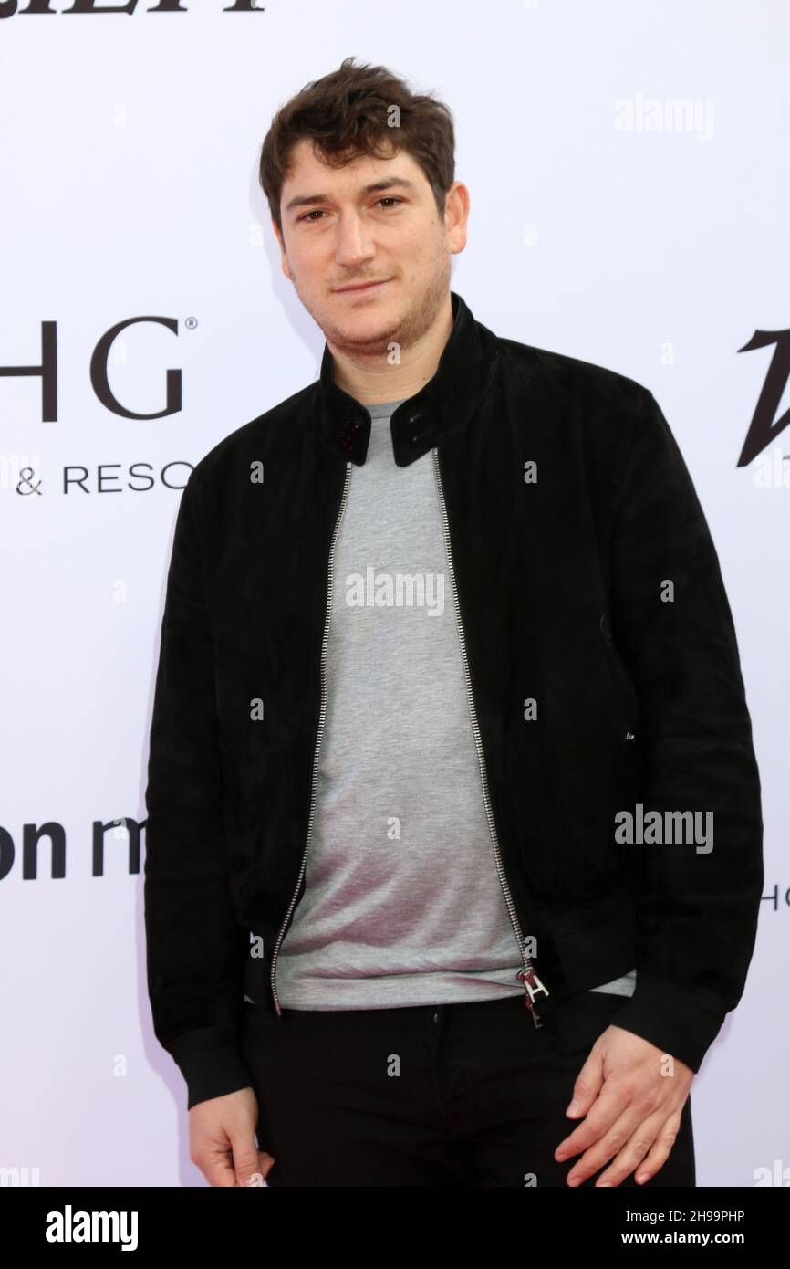 LOS ANGELES - DEC 4: Austin Rosen at the Variety 2021 Music Hitmakers ...
