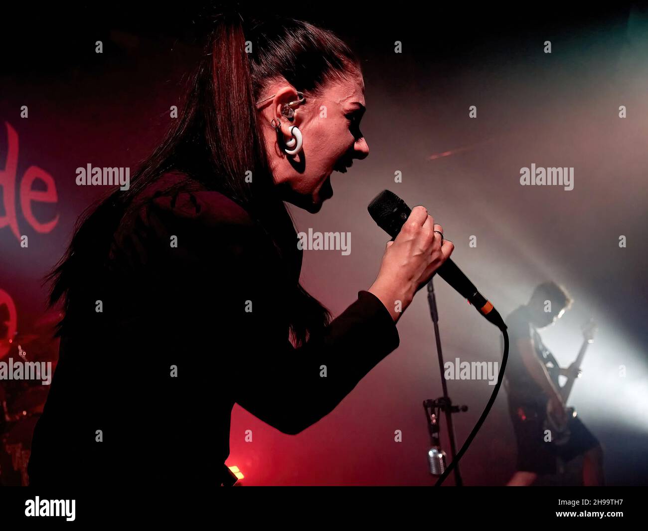 Dark cabaret metal hi-res stock photography and images - Alamy