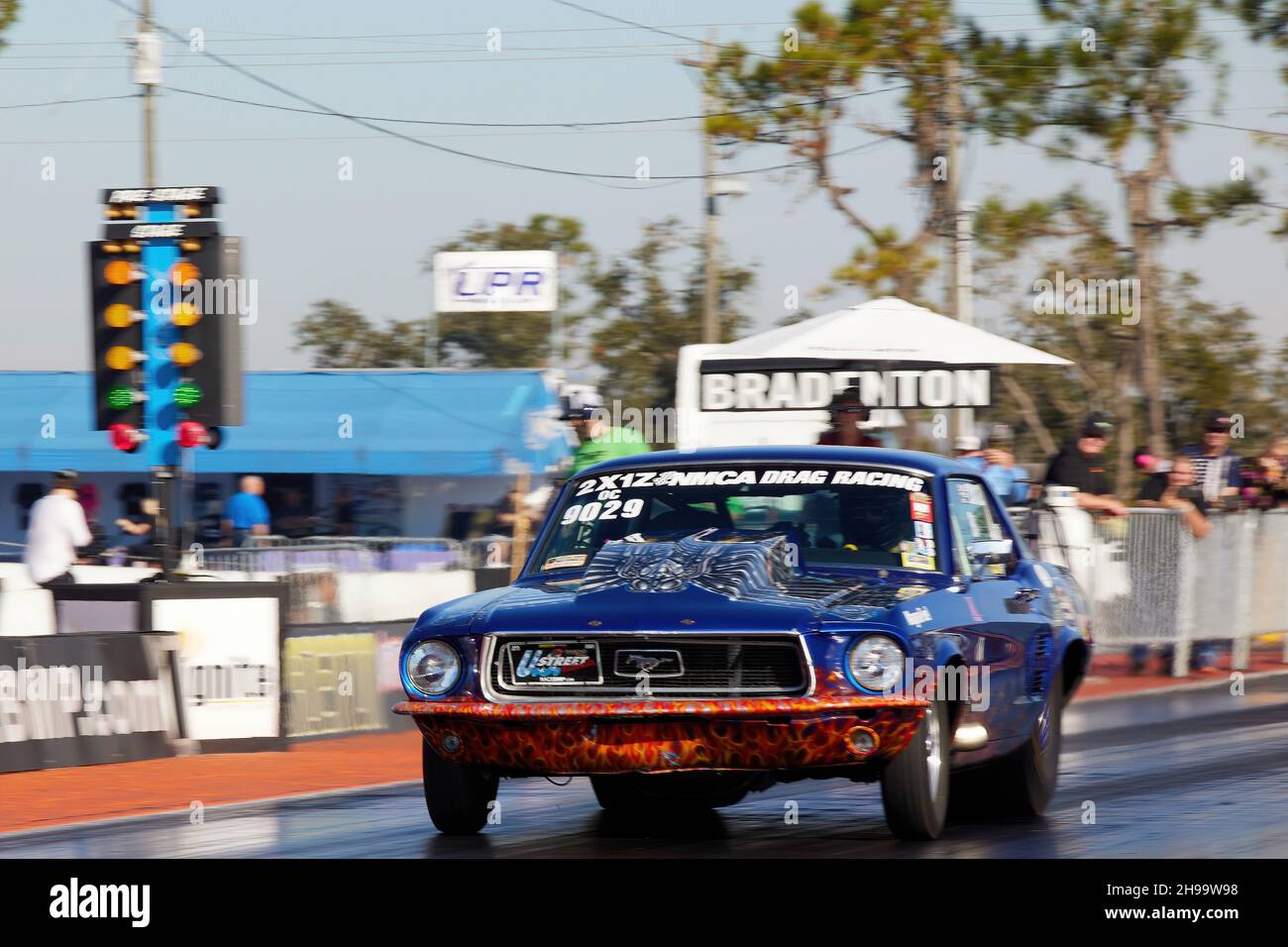 Pro mod cars drag racing hi-res stock photography and images - Alamy