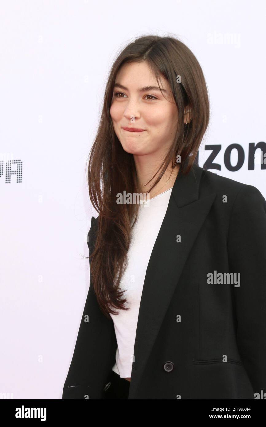 December 4, 2021, Los Angeles, CA, USA: LOS ANGELES - DEC 4: Gracie ...