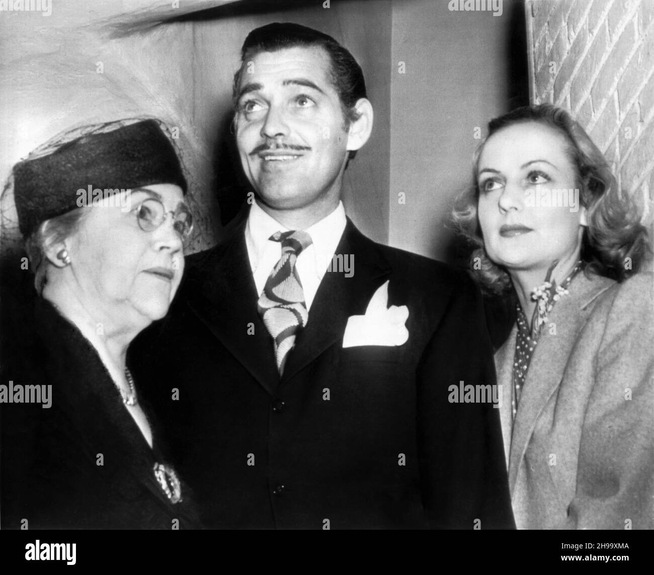 CLARK GABLE and CAROLE LOMBARD with Miss Lombard's mother Mrs ...