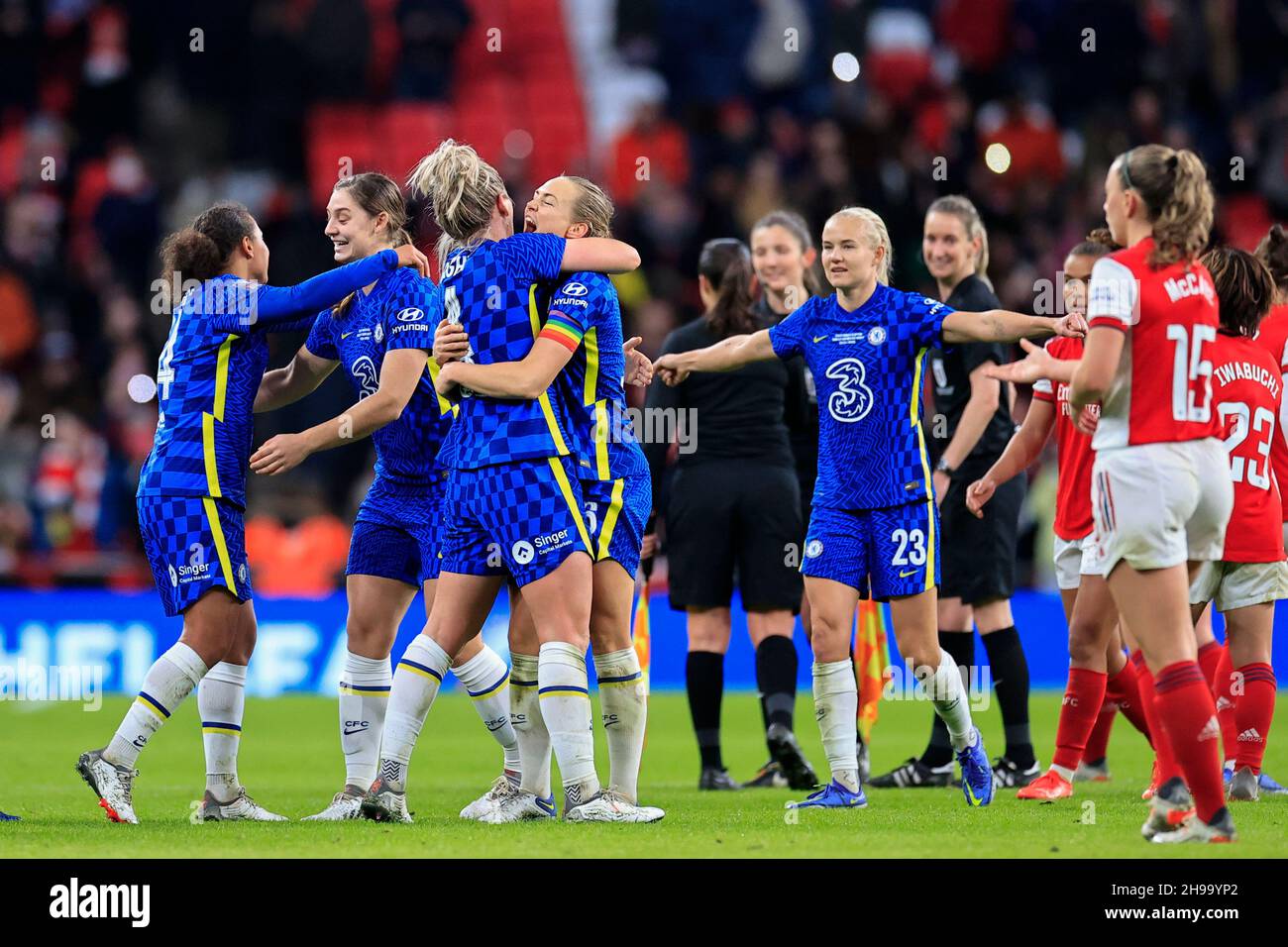 Chelsea players celebrate victory at the final whistle Stock Photo - Alamy