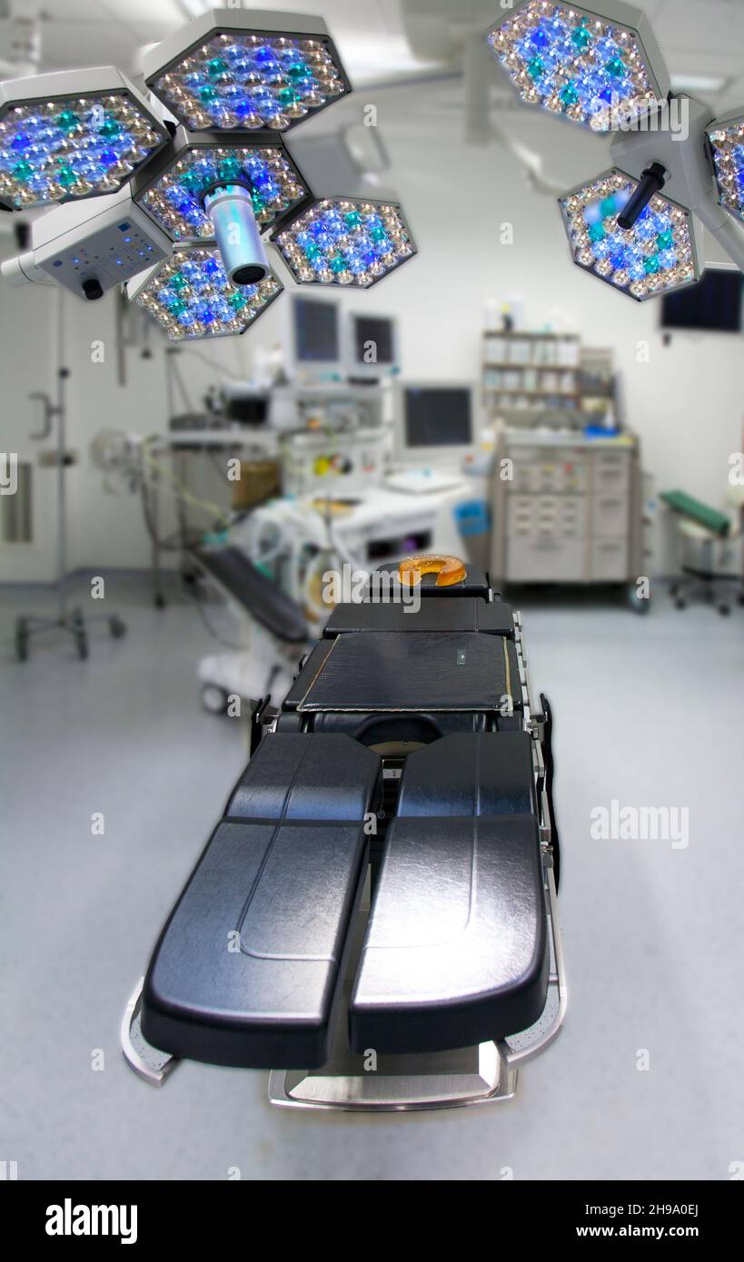 Modern well equipped operating theatre in a new hospital Stock Photo ...