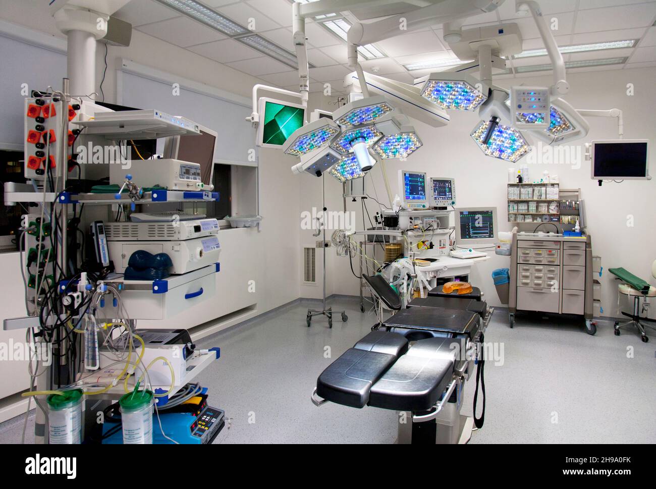 Modern well equipped operating theatre in a new hospital Stock Photo ...