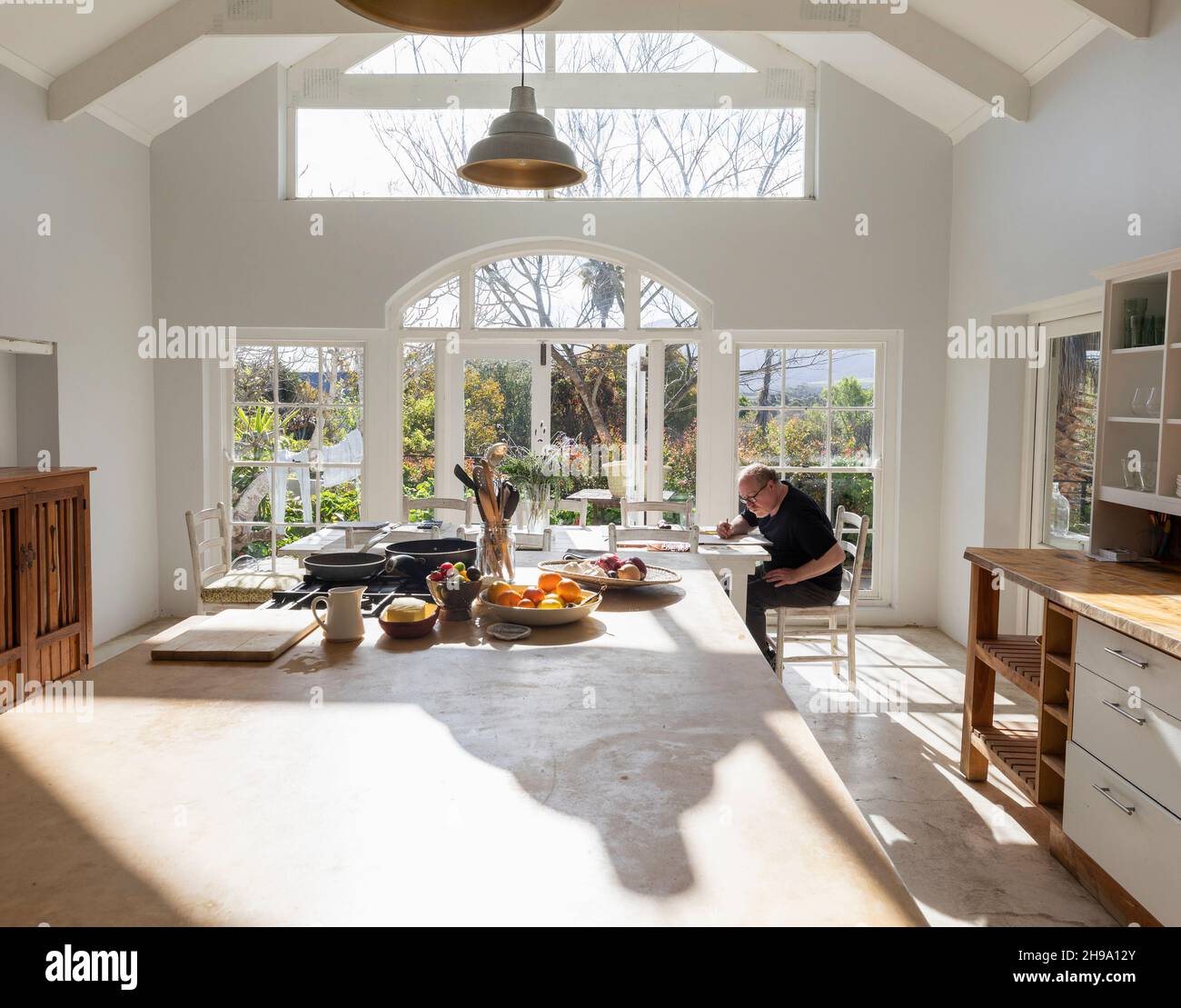 Artist open studio africa hi-res stock photography and images - Alamy