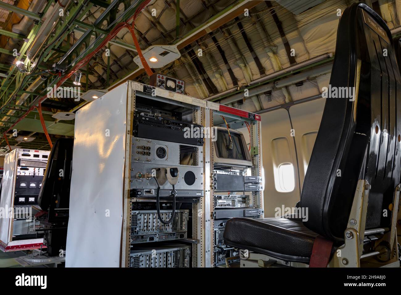 Boeing 747 1970 cockpit hi-res stock photography and images - Alamy
