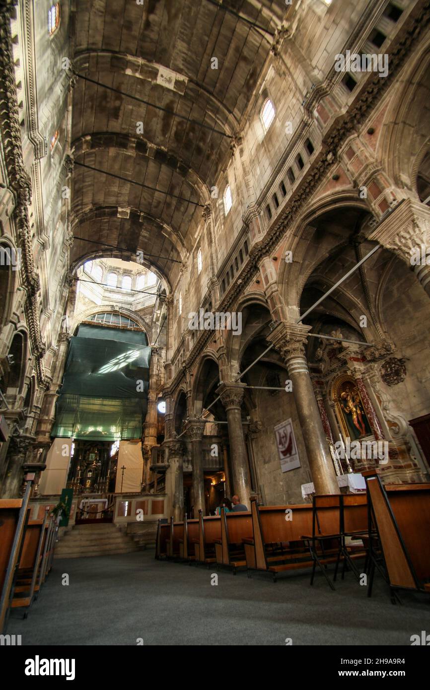 Famous St. Jacob cathedral in Sibenik, Croatia Stock Photo - Alamy