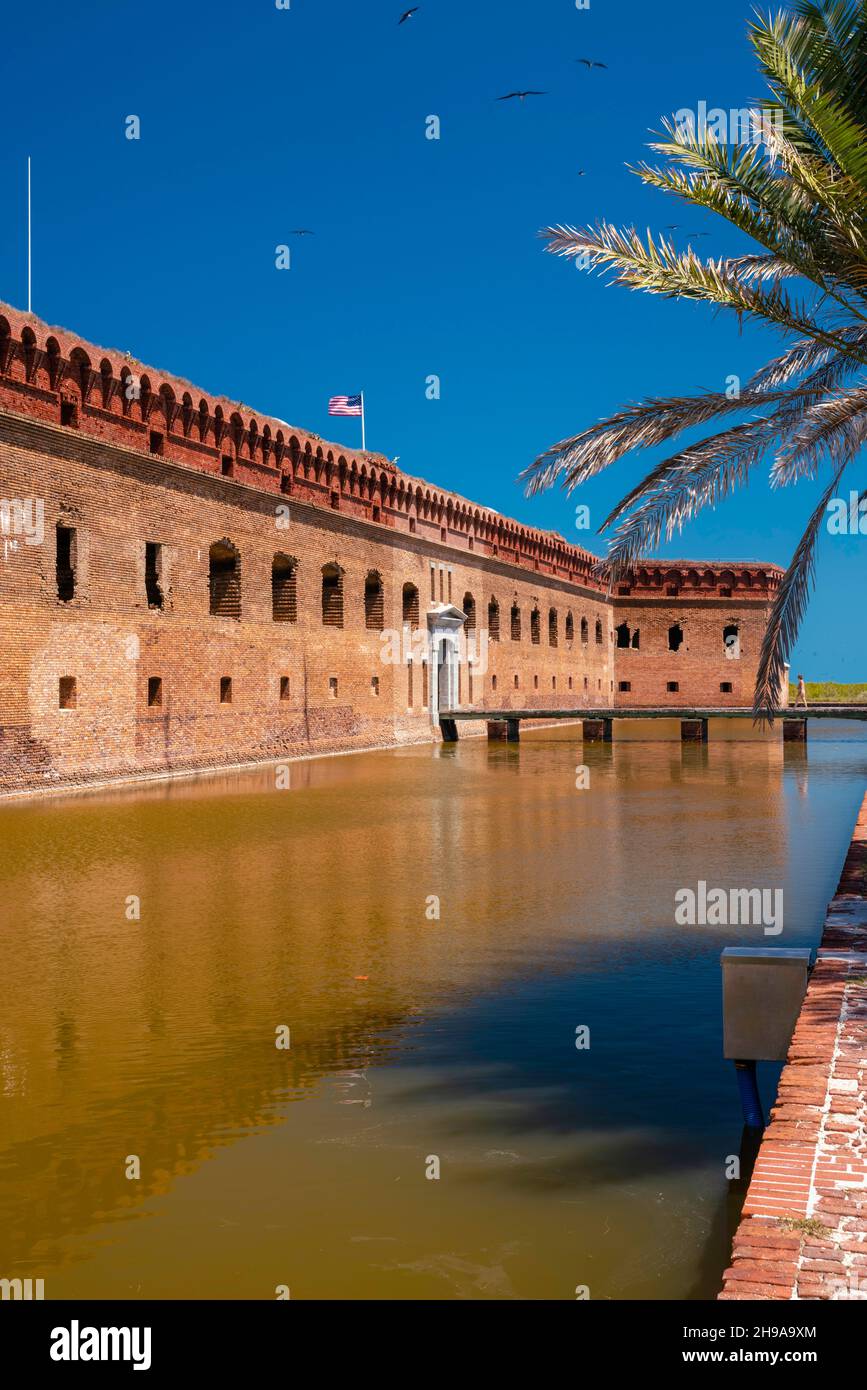 Exterior view of main entrance to Fort Jefferson. Dry Tortugas National ...