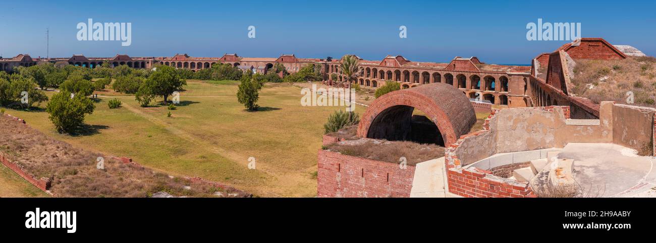 Looking onto the parade ground from the parapet. Dry Tortugas National ...