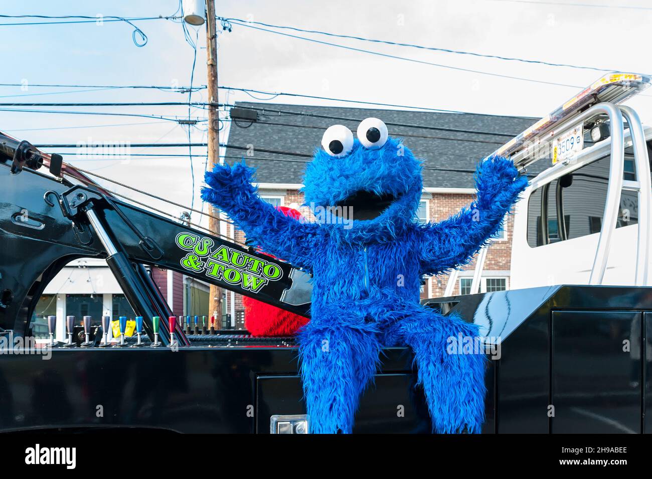 Cookie Monster with CJ Auto and Tow in the Christmas and Holiday Parade ...