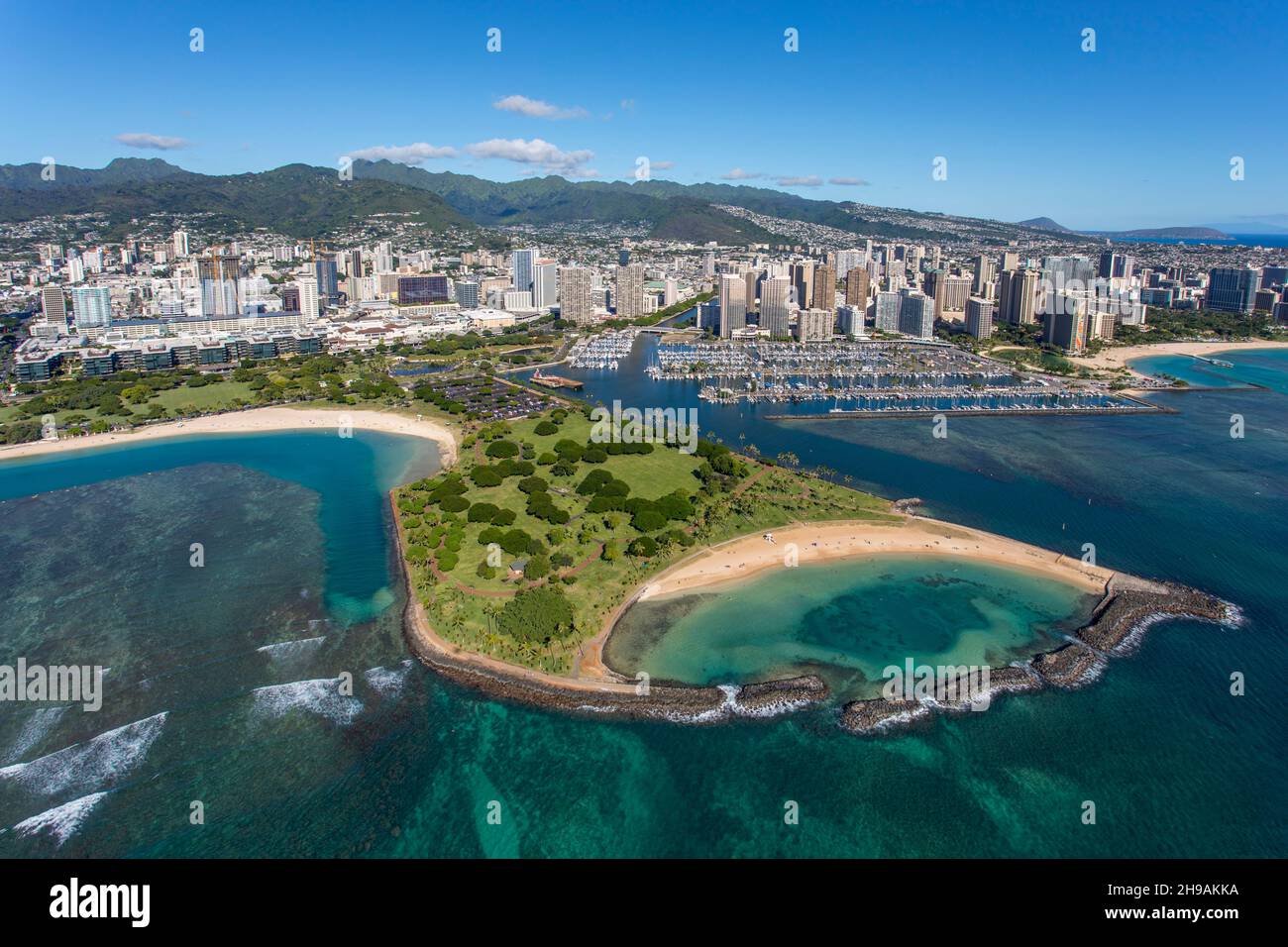 Ala Moana Beach Park, Honolulu, Oahu, Hawaii Stock Photo - Alamy