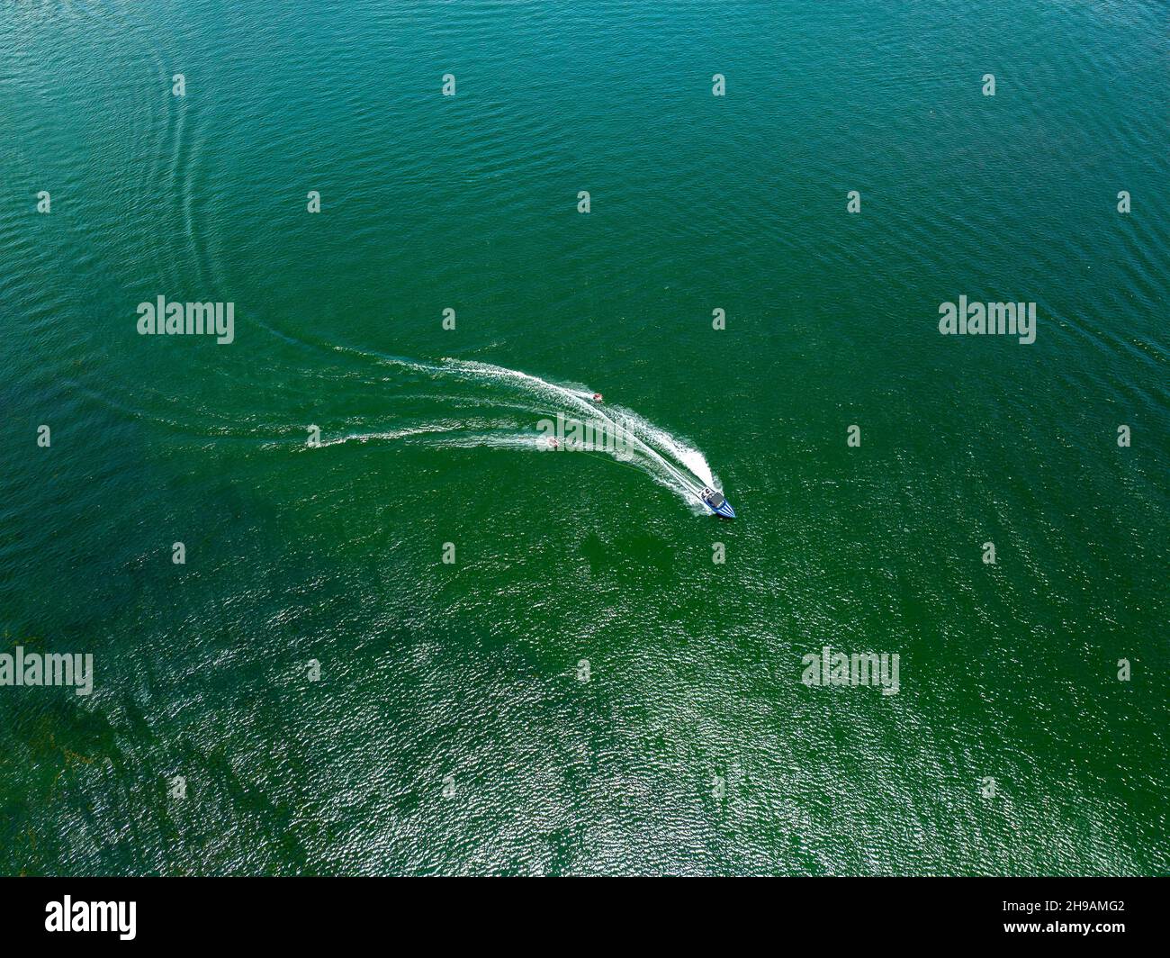 Boat pulling tube hi-res stock photography and images - Alamy