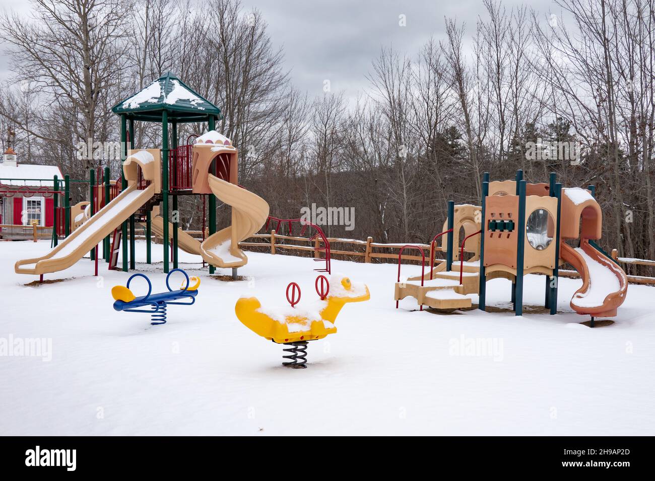 Snow in playground hi-res stock photography and images - Alamy
