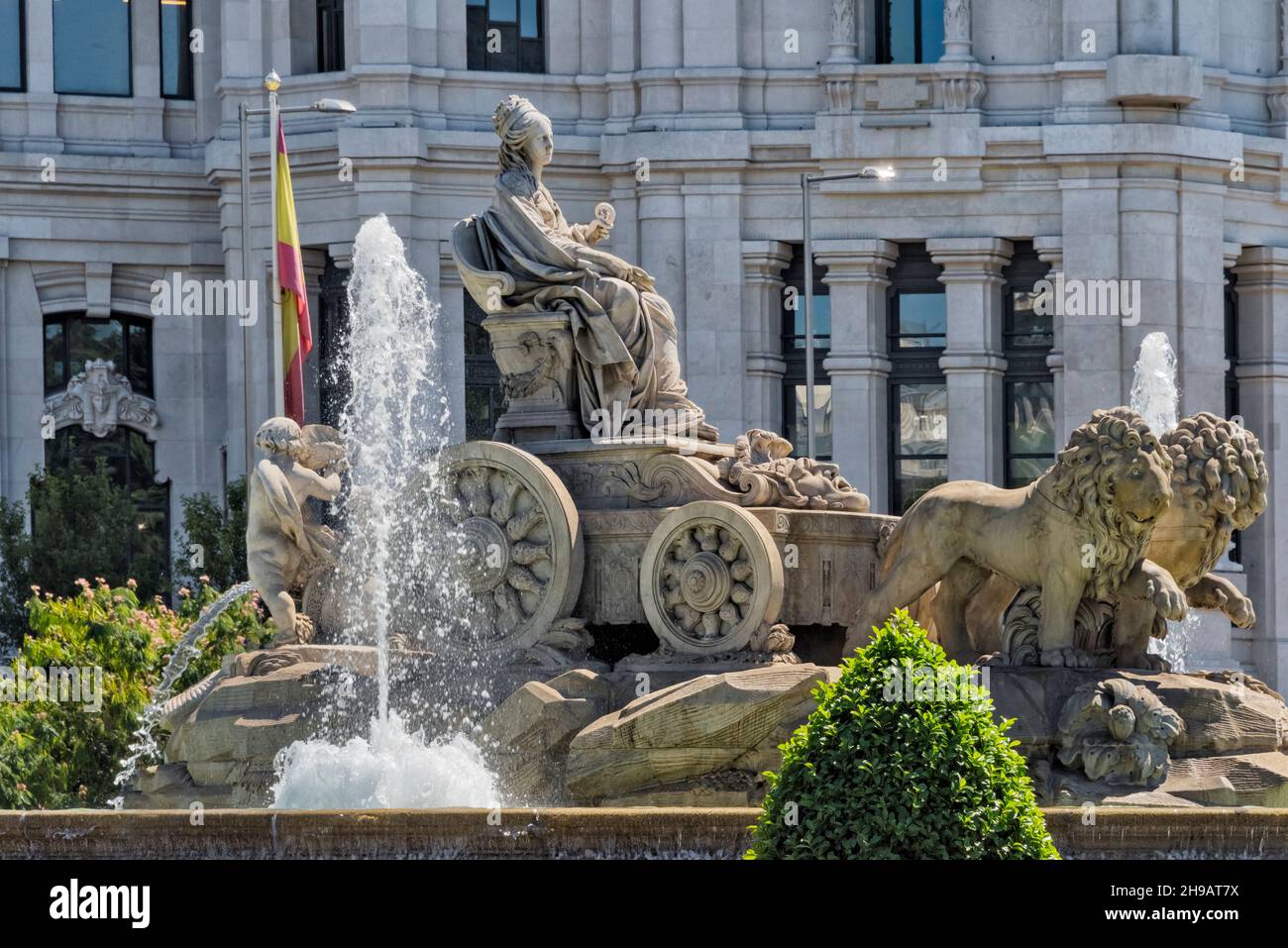Fountain and statue of Cybele in Plaza de Cibeles, Madrid, Spain Stock ...