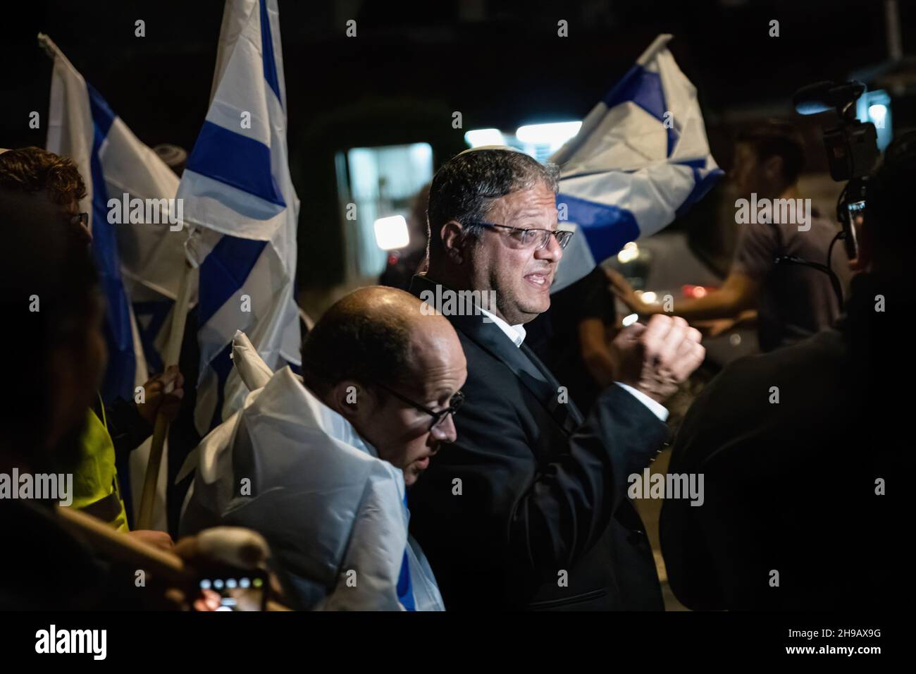 Out of control party hi-res stock photography and images - Alamy