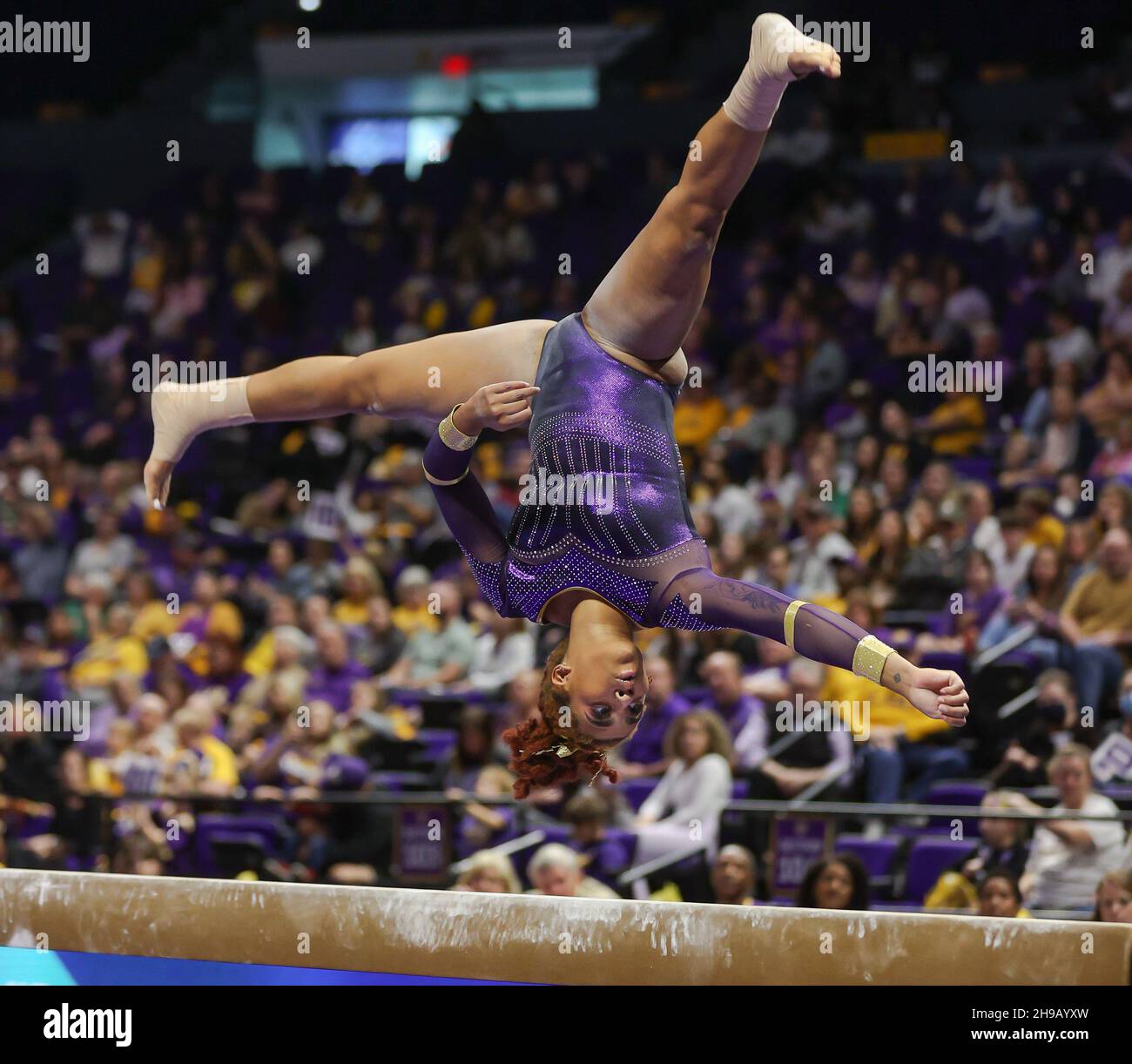 Baton Rouge, LA, USA. 3rd Dec, 2021. LSU's Kai Rivers does a flip on ...