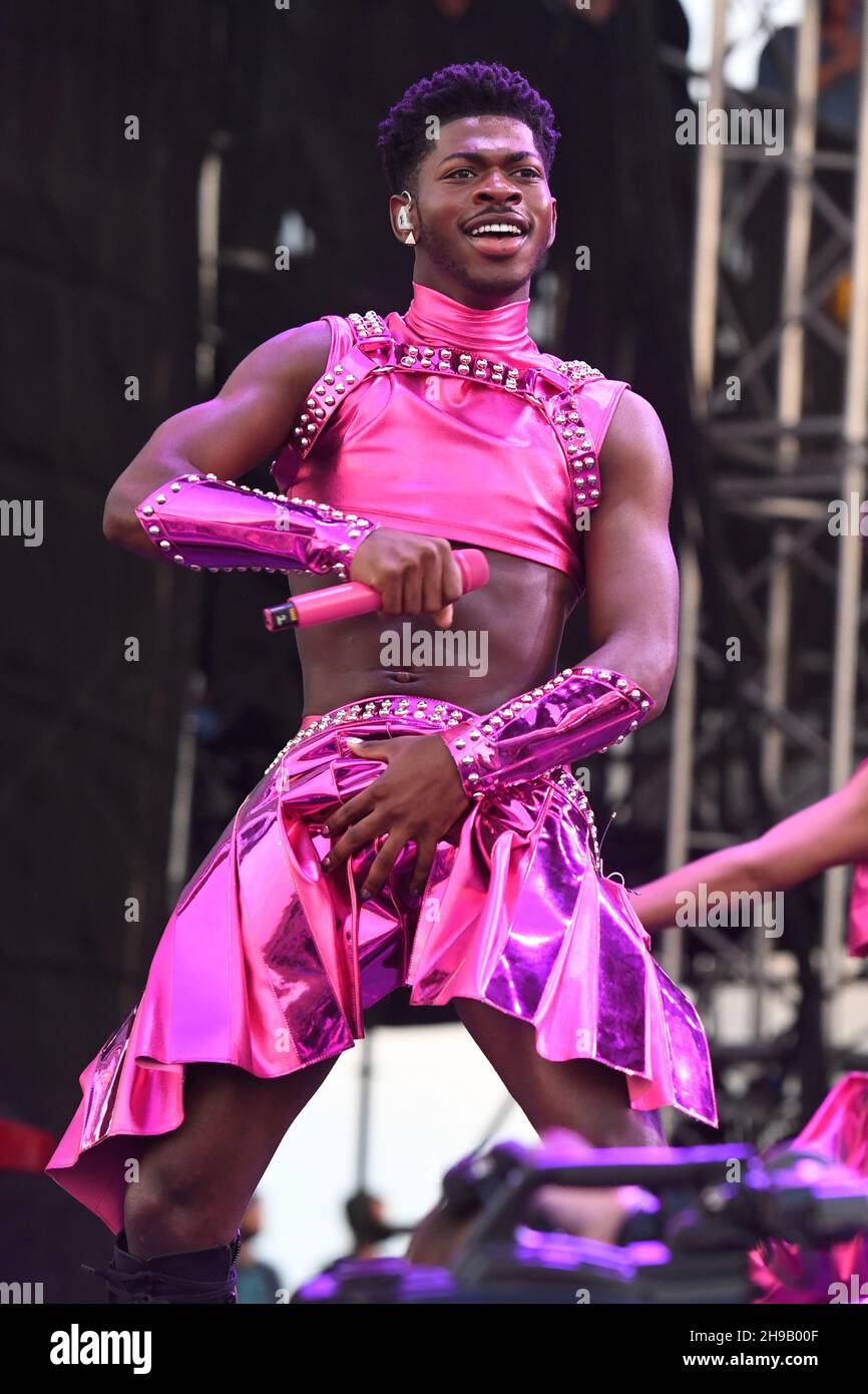 FORT LAUDERDALE FL - DECEMBER 05: Lil Nas X performs during day 2 at ...