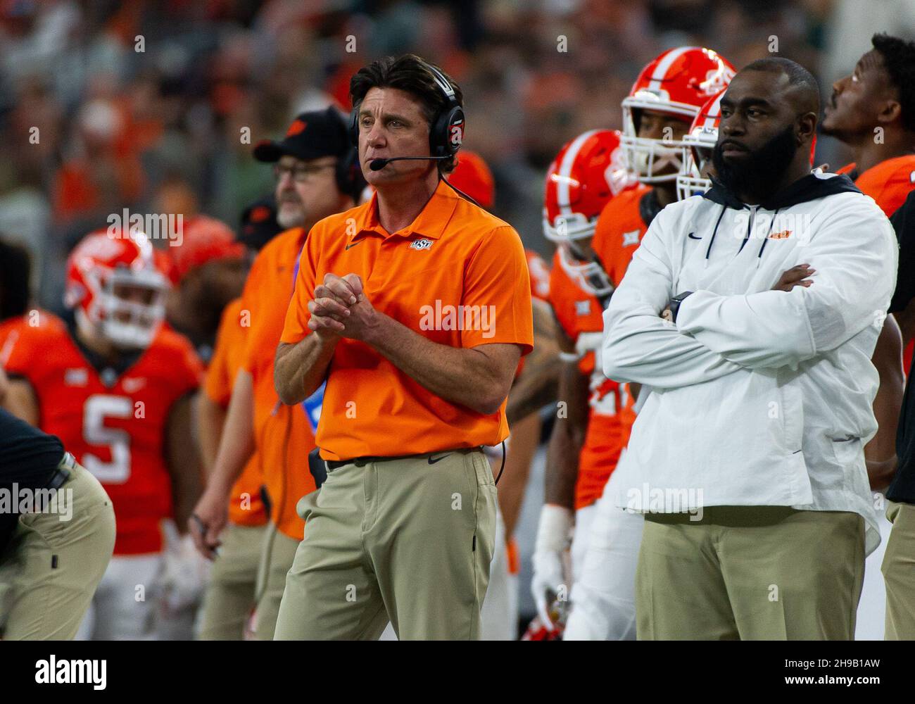 Arlington, Texas, USA. 4th Dec, 2021. Oklahoma State Cowboys head coach ...