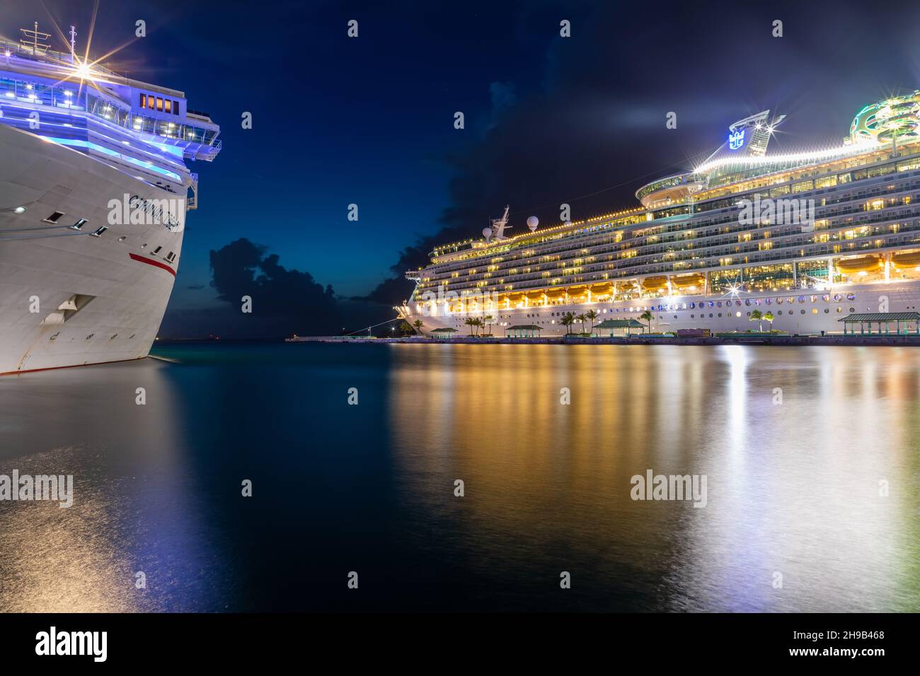 Royal caribbean liberty of the seas hi-res stock photography and images ...