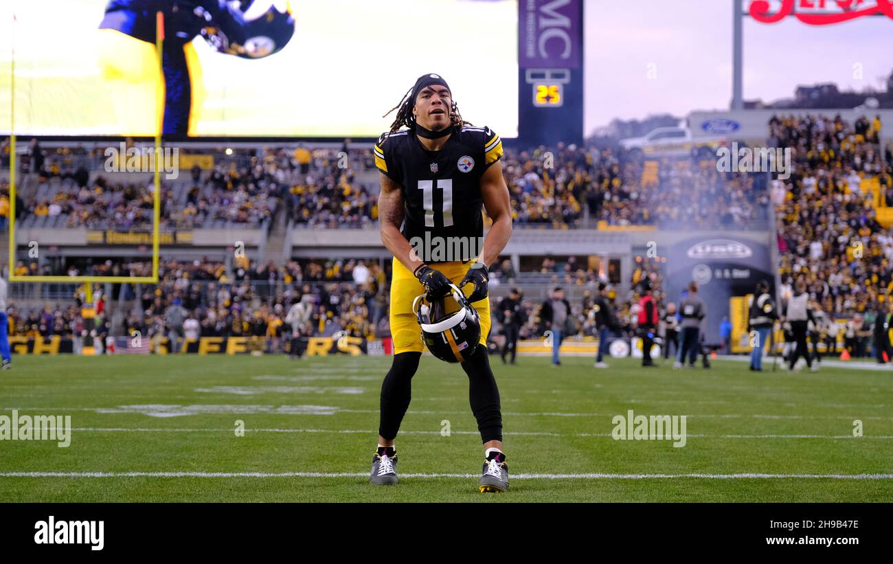 Pittsburgh, PA, USA. 5th Dec, 2021. Chase Claypool #11 during the ...