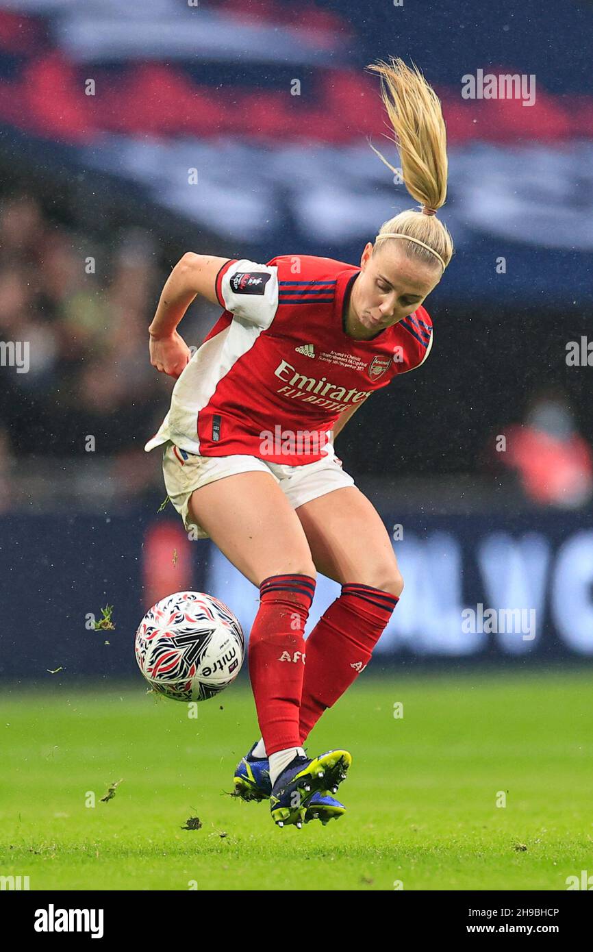 Beth mead arsenal hi-res stock photography and images - Alamy