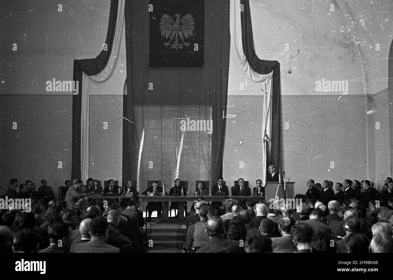 Szczecin, 1947-09-07. Trzeci Zjazd Przemys³owy Ziem Odzyskanych. Obrady ...