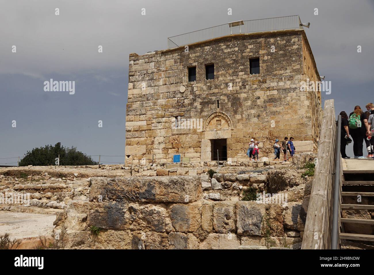 Crusaders fortress hi-res stock photography and images - Alamy
