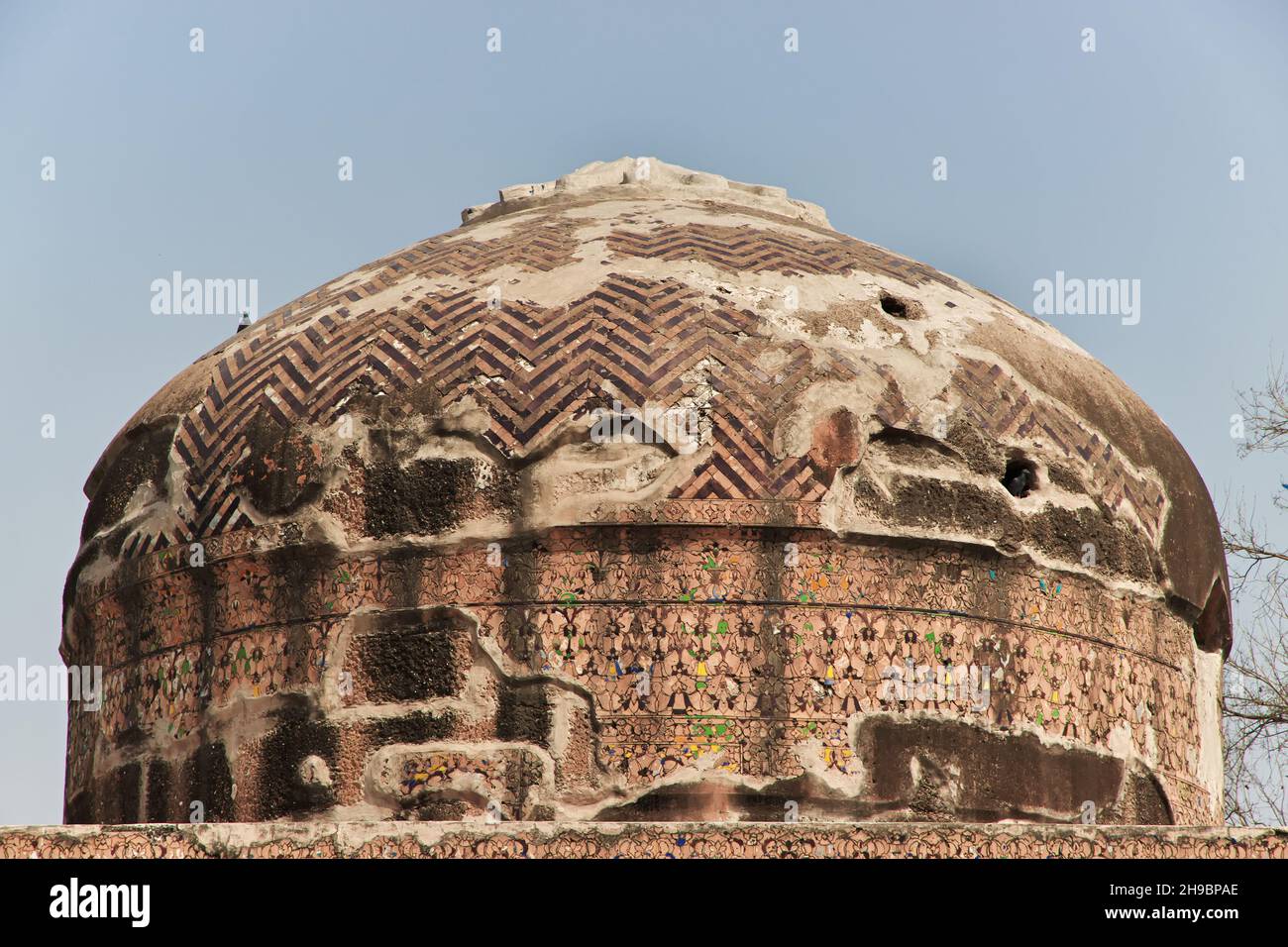 Tomb of Dai Anga in Lahore, Punjab province, Pakistan Stock Photo - Alamy