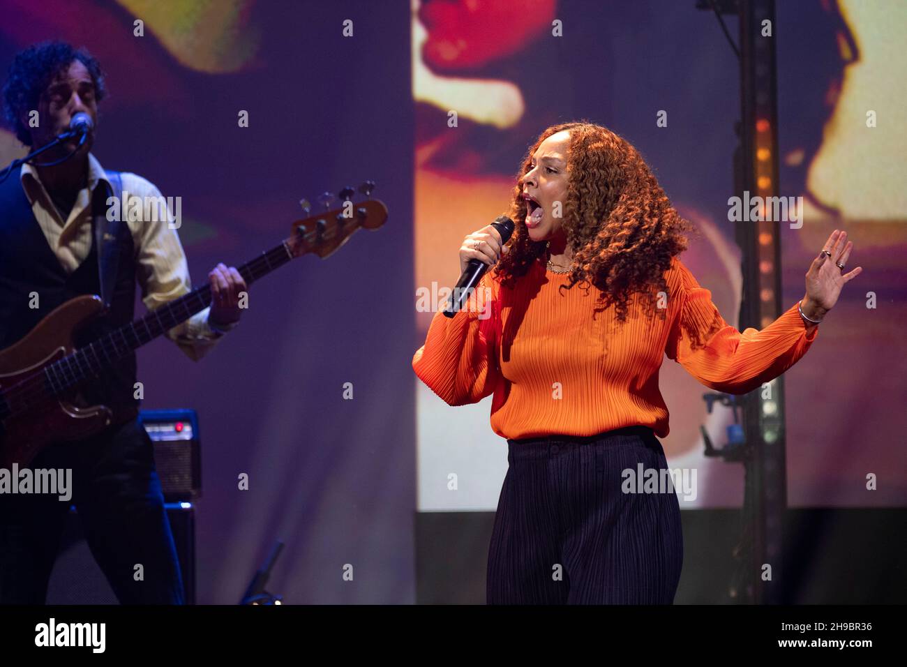 Duesseldorf, Deutschland. 02nd Dec, 2021. Joy DENALANE, singer, at her ...
