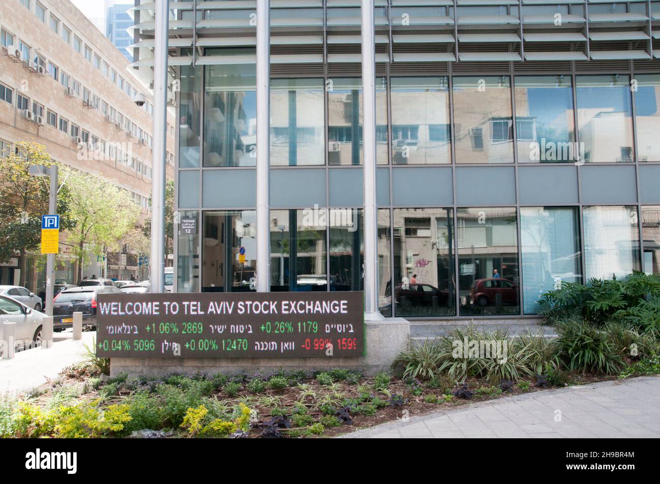 The new building of the Tel Aviv Stock Exchange (TASE) in Ahuzat Bayit ...