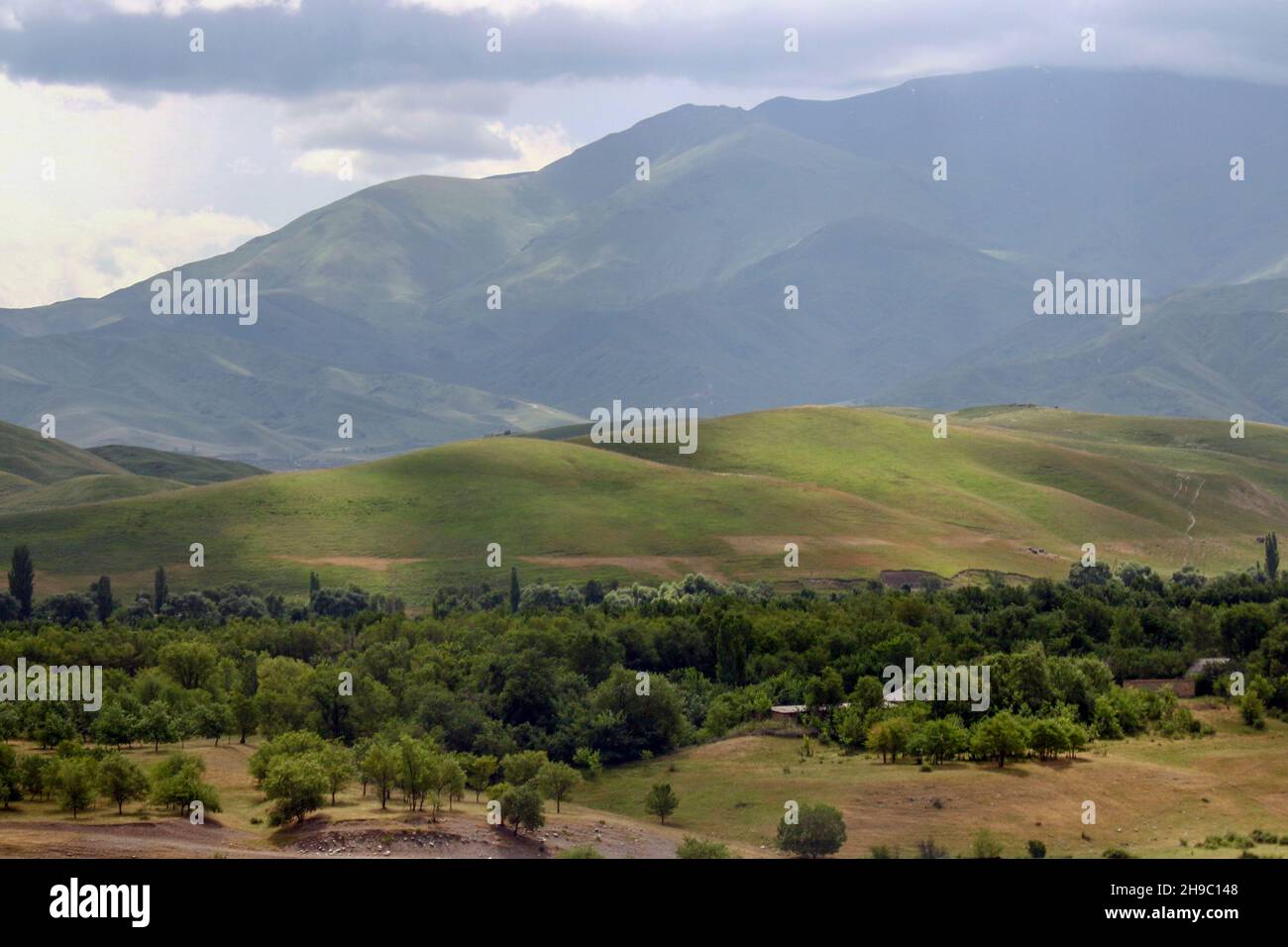 Tian shan mountains hi-res stock photography and images - Alamy