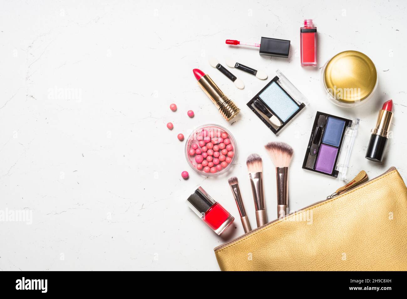 Make Up Items Wallpaper