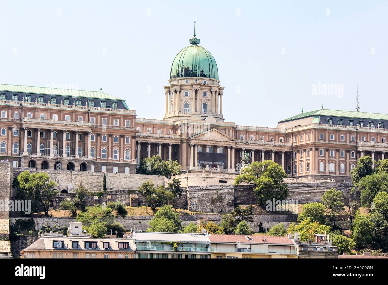 Famous royal palace in budapest hi-res stock photography and images - Alamy