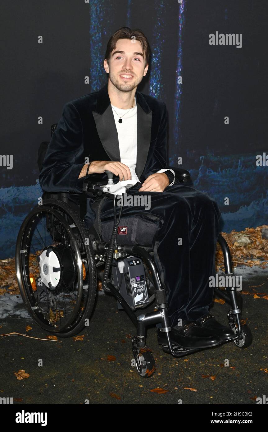 Photo Must Be Credited ©Alpha Press 079965 01/12/2021 George Robinson ...