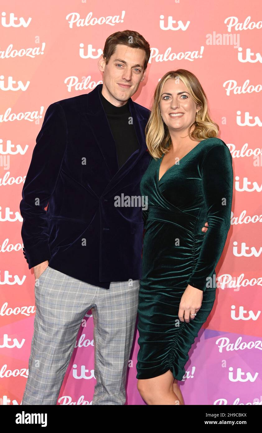 Photo Must Be Credited ©Alpha Press 079965 23/11/2021 Sam Homewood and ...