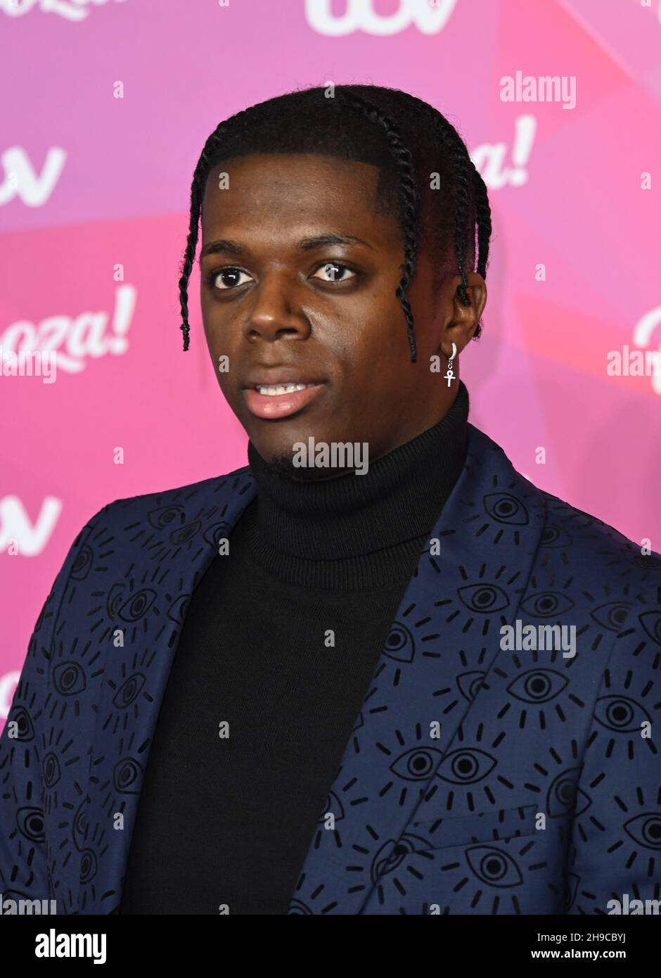 Eye print blazer hi-res stock photography and images - Alamy