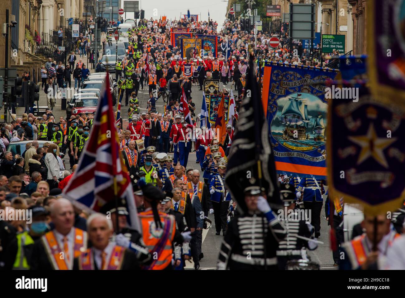 Orange order parade 2021 hi-res stock photography and images - Alamy