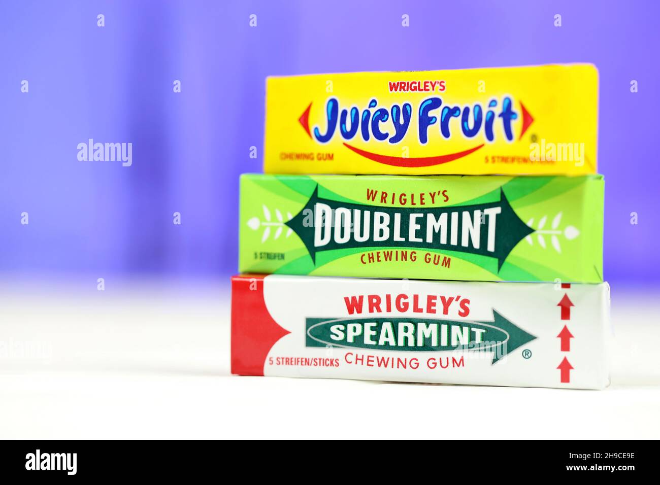 Wrigley's doublemint gum hi-res stock photography and images - Alamy