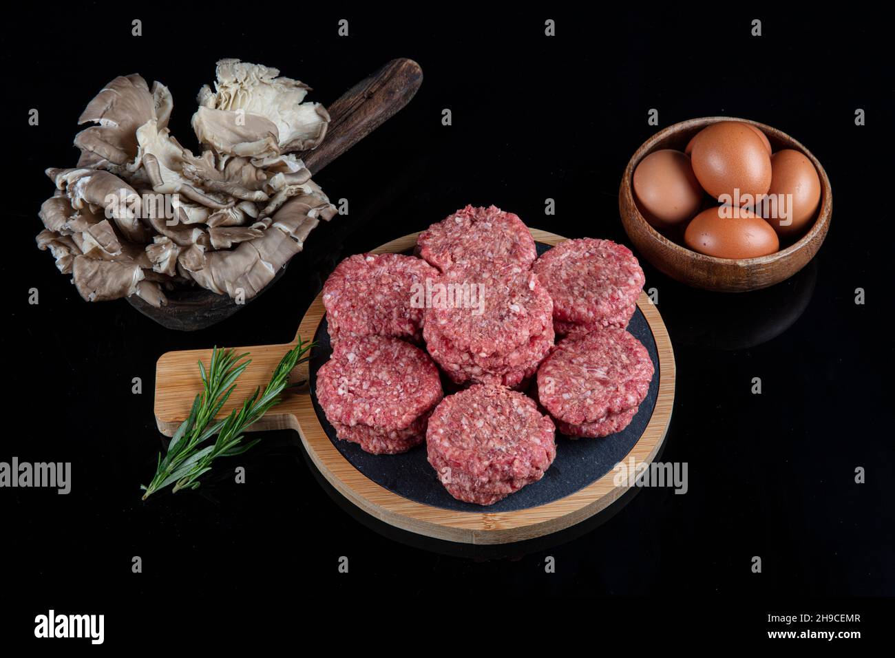 Kasap kofte hi-res stock photography and images - Alamy